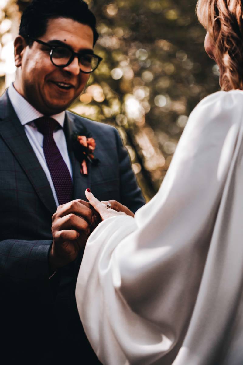 TWO CULTURES COME TOGETHER IN AN INTIMATE AND COLORFUL WISCONSIN DELLS WEDDING ON THE WATER ...