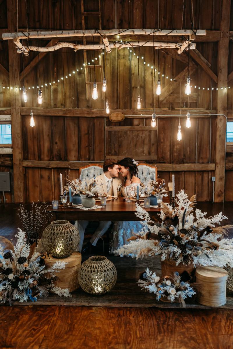 A DOWN-TO-EARTH DUSTY BLUE WEDDING DESIGN AT HORSTMANN HOMESTEAD FARM ...