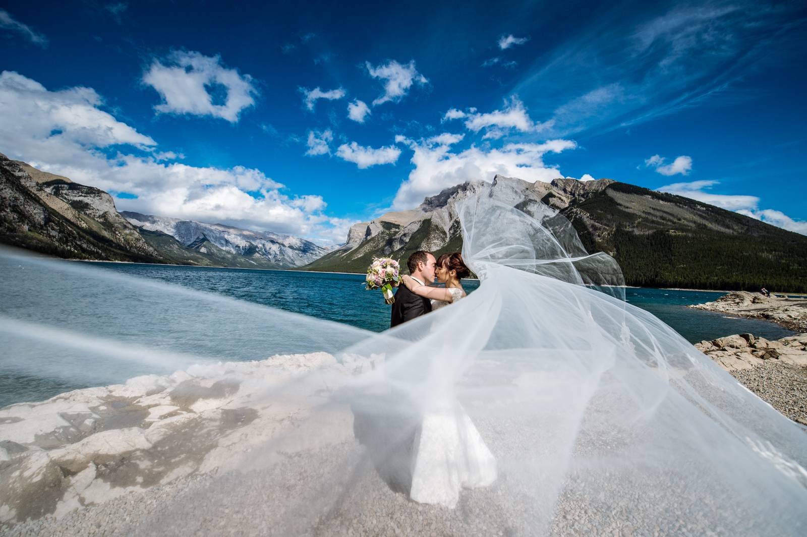 Elegant and eye catching Banff weddings