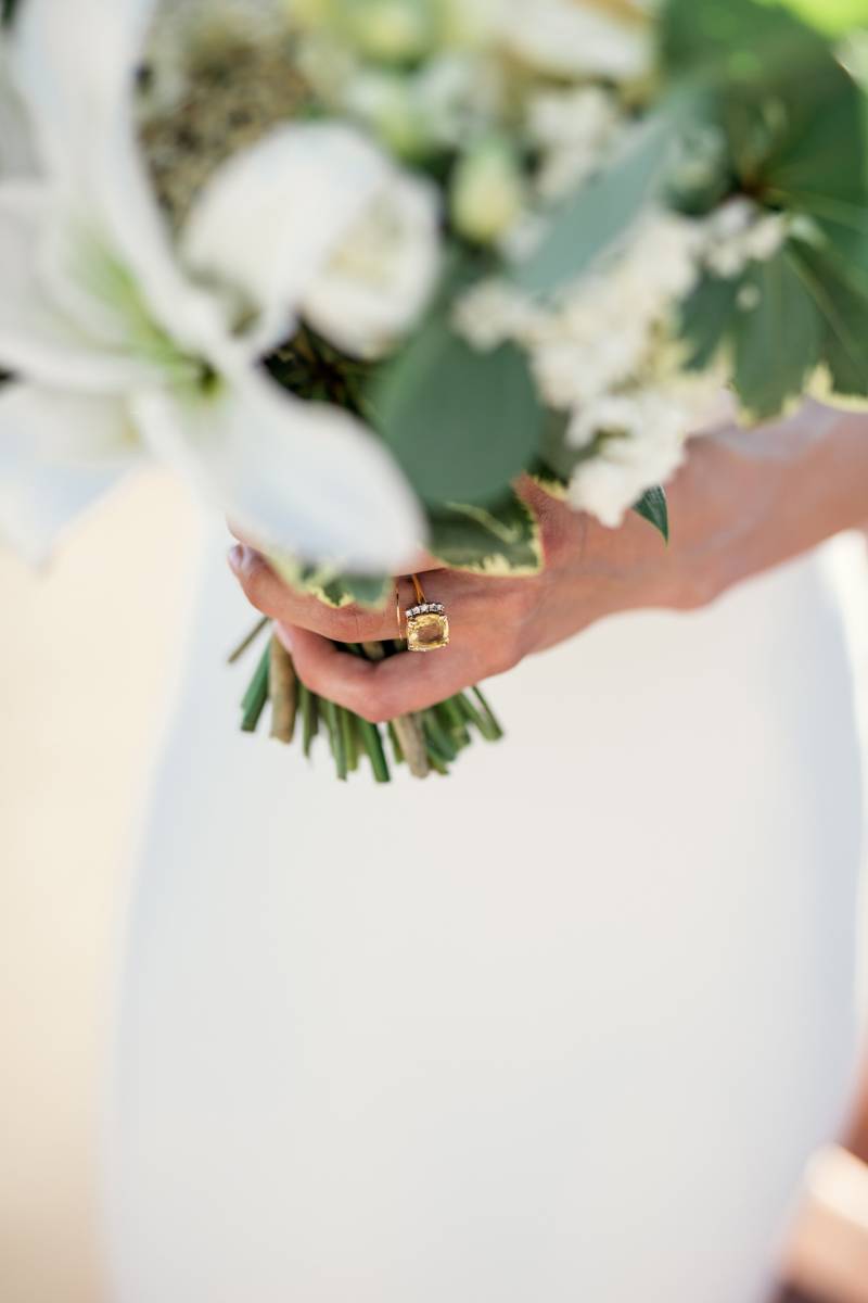 ROMANTIC AND CLASSIC MADISON WEDDING IN A NEUTRAL COLOR PALETTE ...