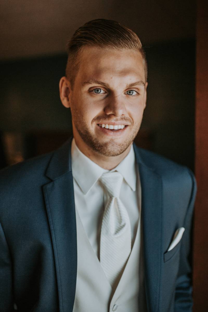 INTIMATE MADISON WEDDING WITH A PERFECT OF URBAN AND COUNTRY | CASS ...