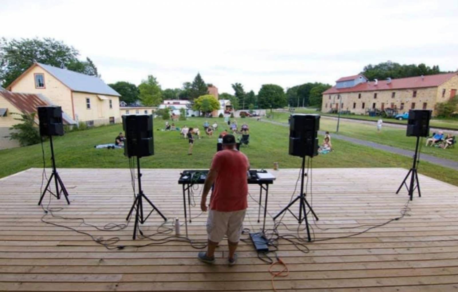 DJ Robbie Rob | Profile Portfolio: DJ Robbie Rob Item 7