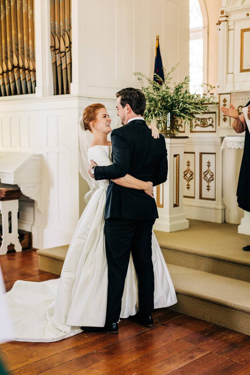 SIMPLE + TIMELESS MADISON WEDDING FULL OF LUSH GREENERY AT GARVER ...