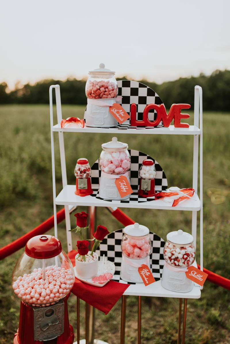 A RETRO '50S-STYLE DRIVE-IN ELOPEMENT WEDDING DESIGN IN WISCONSIN DELLS ...
