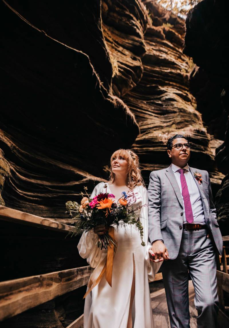 TWO CULTURES COME TOGETHER IN AN INTIMATE AND COLORFUL WISCONSIN DELLS ...