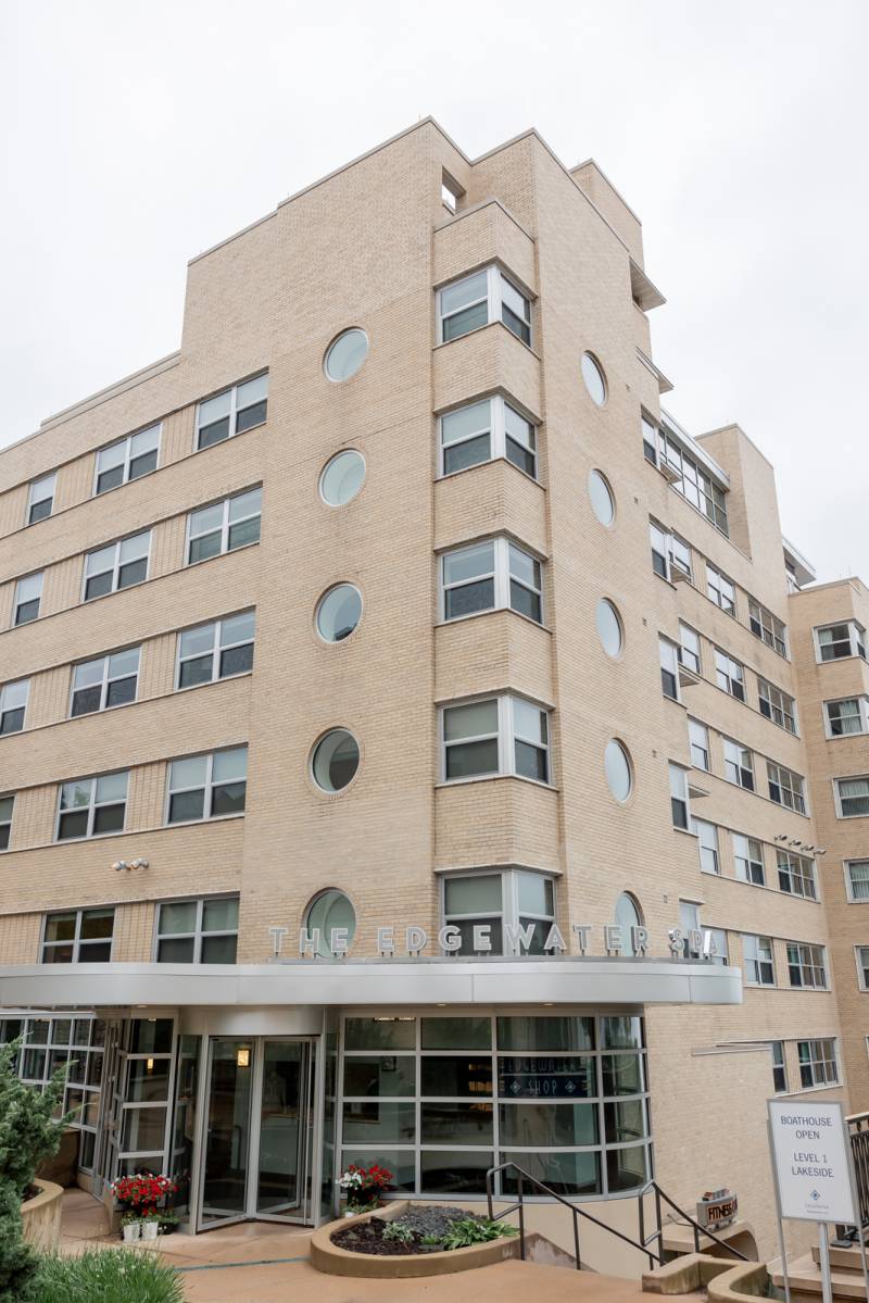 AN ELEGANT + CLASSY BLACK WHITE + GOLD WEDDING WITH ROMANTIC BLUSH ...