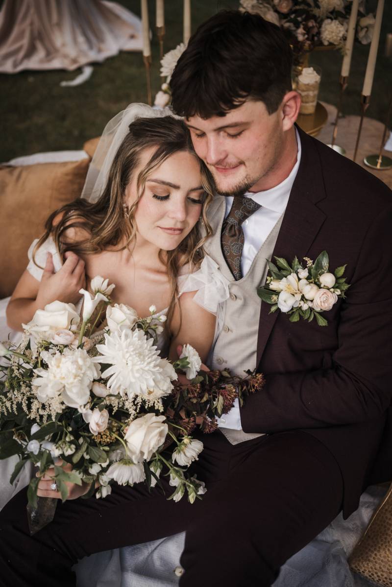 ROMANTIC ENCHANTED FOREST WEDDING INSPIRATION AT CARIBOU BAY RETREAT IN ...