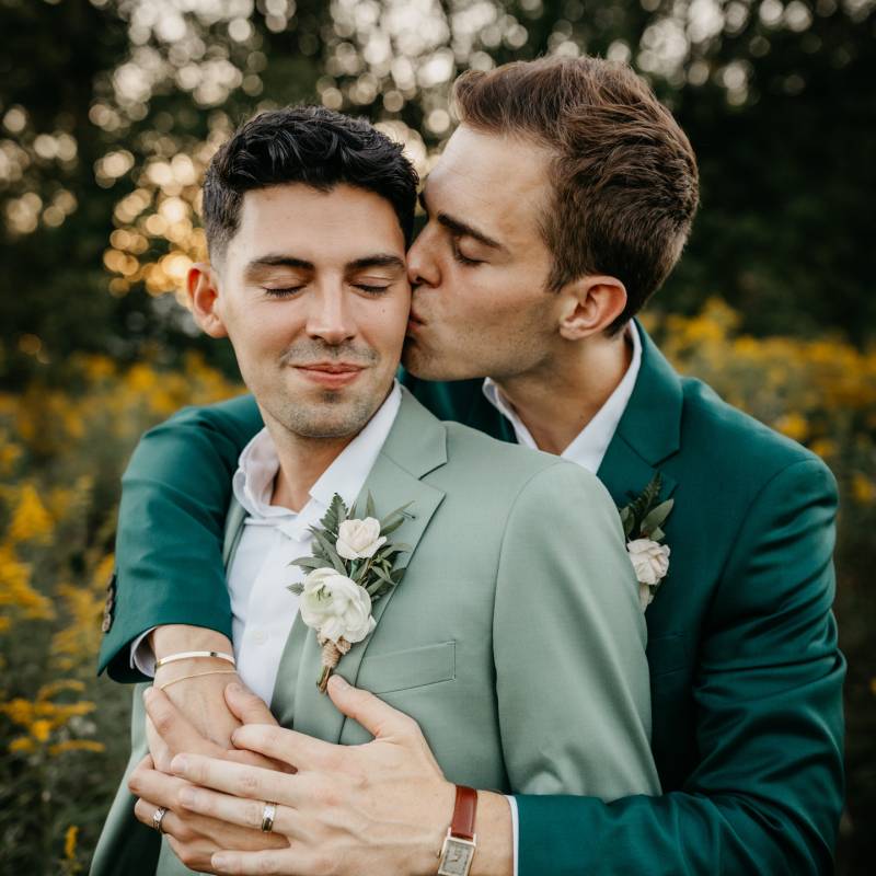 Pierce & Ryan's Summer Garden Party Wedding at Harvest Moon Pond ...