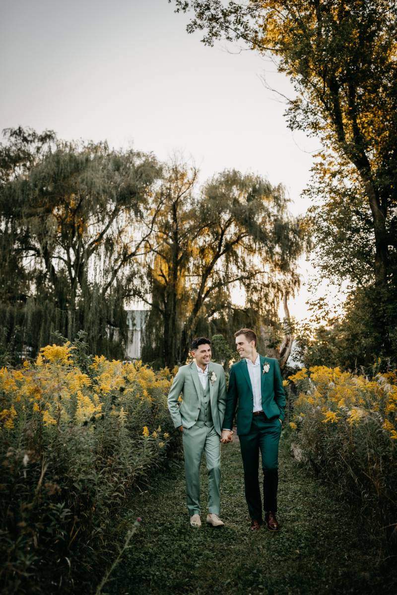 Pierce & Ryan's Summer Garden Party Wedding at Harvest Moon Pond ...