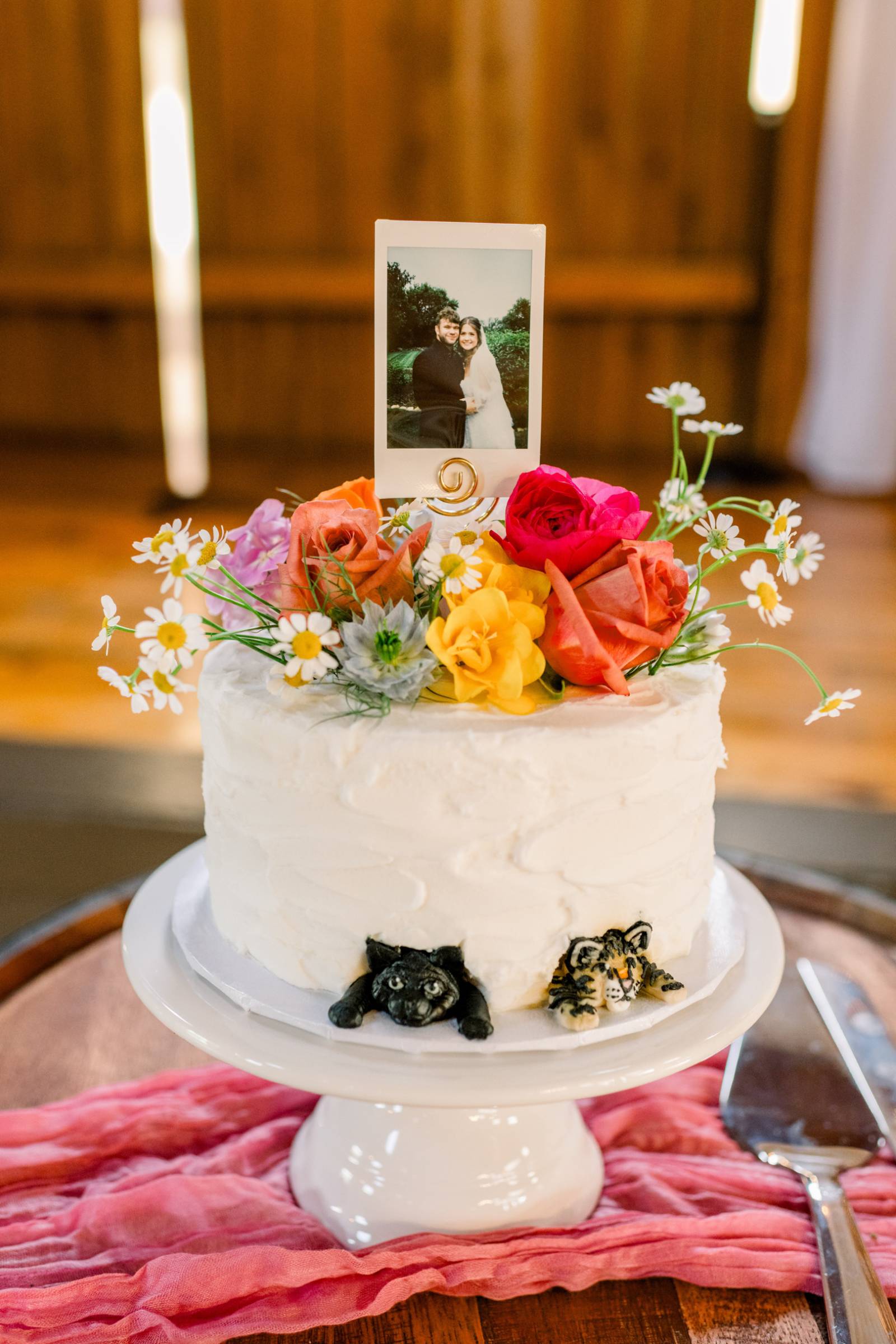 Tied by Fate: Jenna & Cam's Fresh, Floral-Filled Wedding at Harvest ...