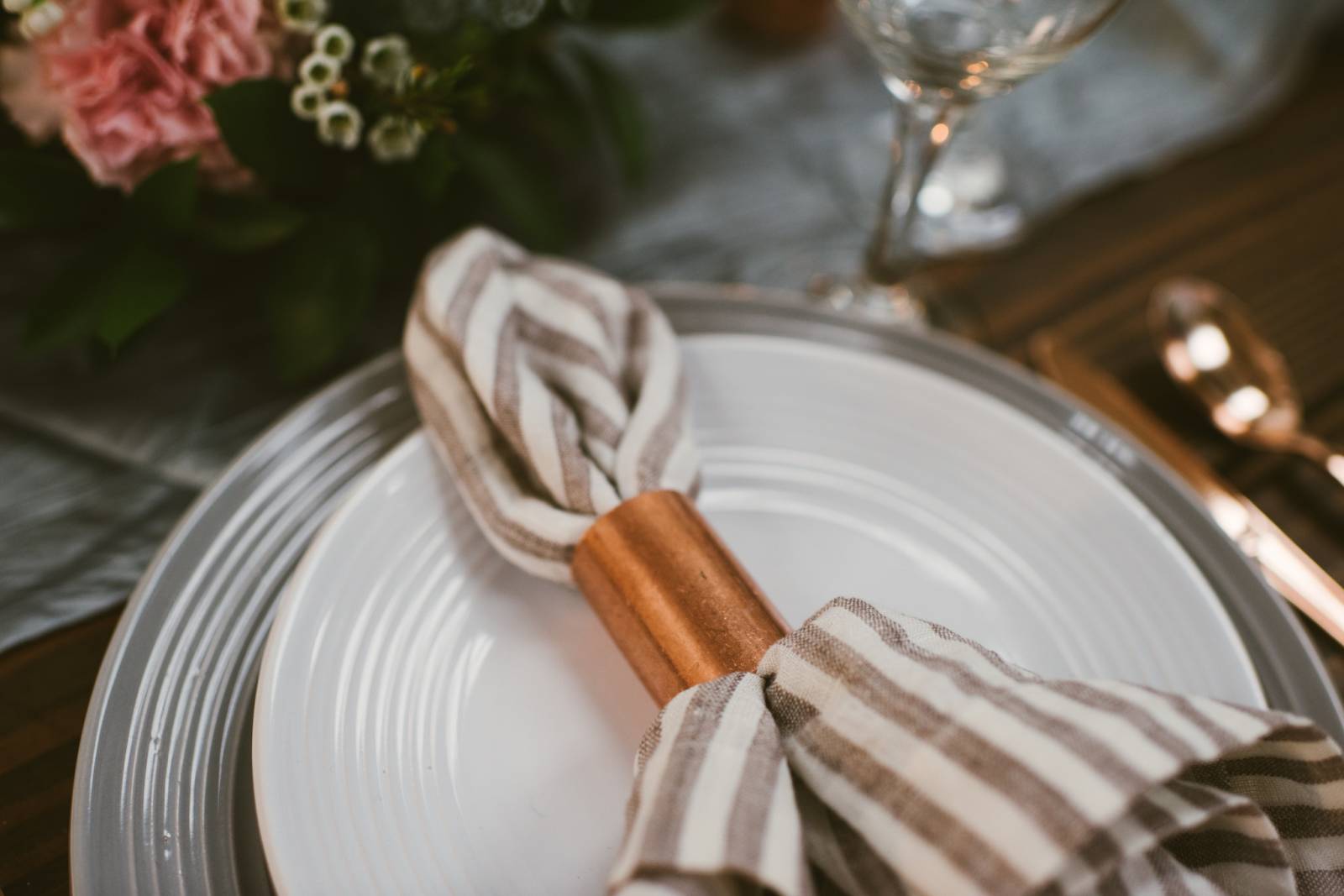 Ways to Add Copper Bling To San Luis Obispo Wedding