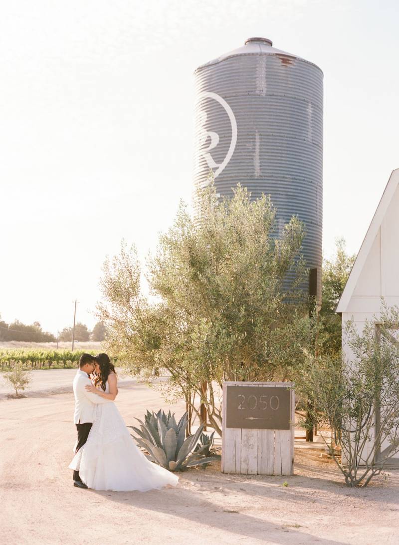Sunset Tones At Biddle Ranch Vineyard | San Luis Obispo Styled Shoot