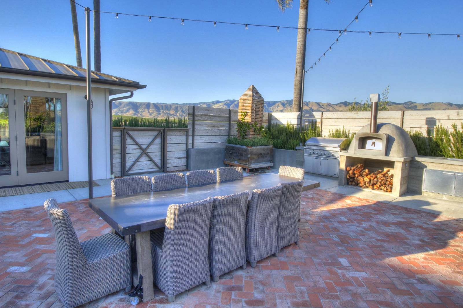 A California Modern Love Story at Biddle Ranch Vineyard Wedding | San ...