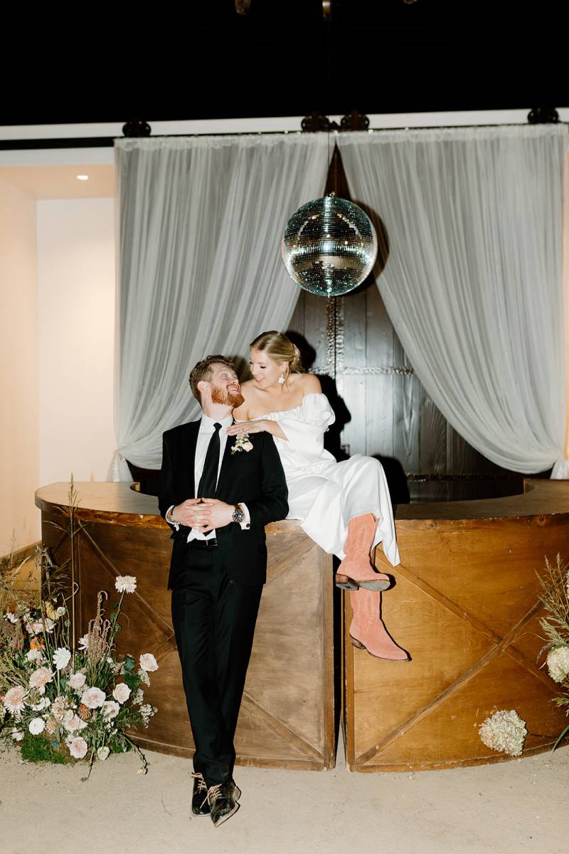 How To Incorporate The Coastal Cowboy Theme Into Your Wedding