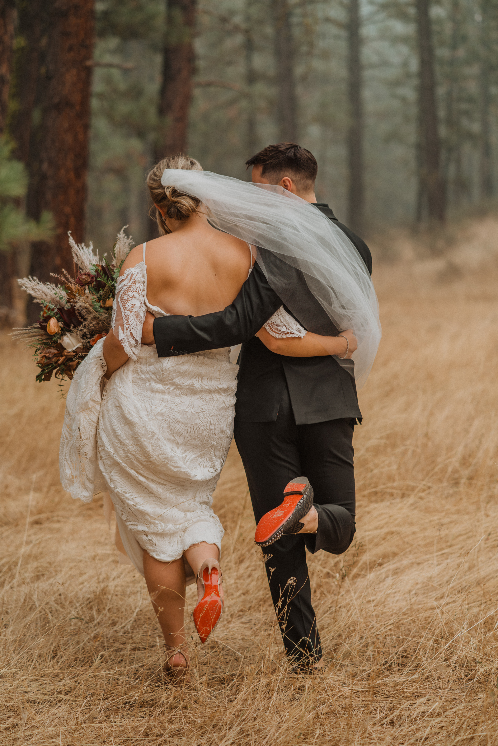 A Walk in the Woods: A Dreamy Lost Sierra Autumn Wedding | Fall Wedding