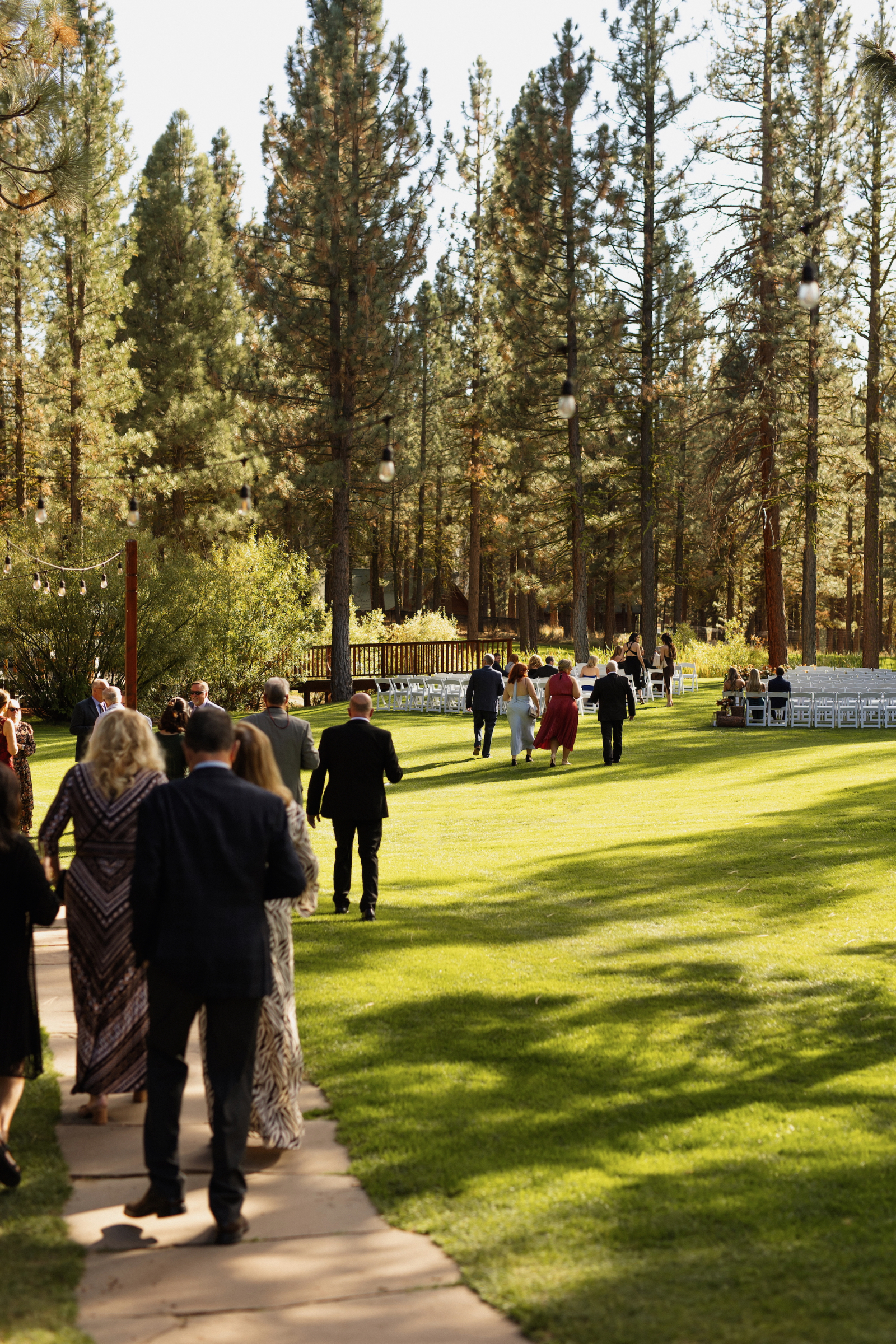 A Warm + Wildly Chic Fall Wedding at Chalet View Lodge | October